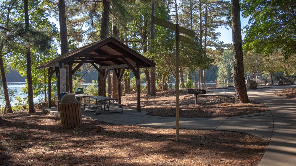 Lake Johnson Waterfront Center | Raleighnc.gov